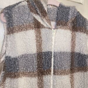 SHEIN | Jackets & Coats | Shein Sherpa Vest | Poshmark